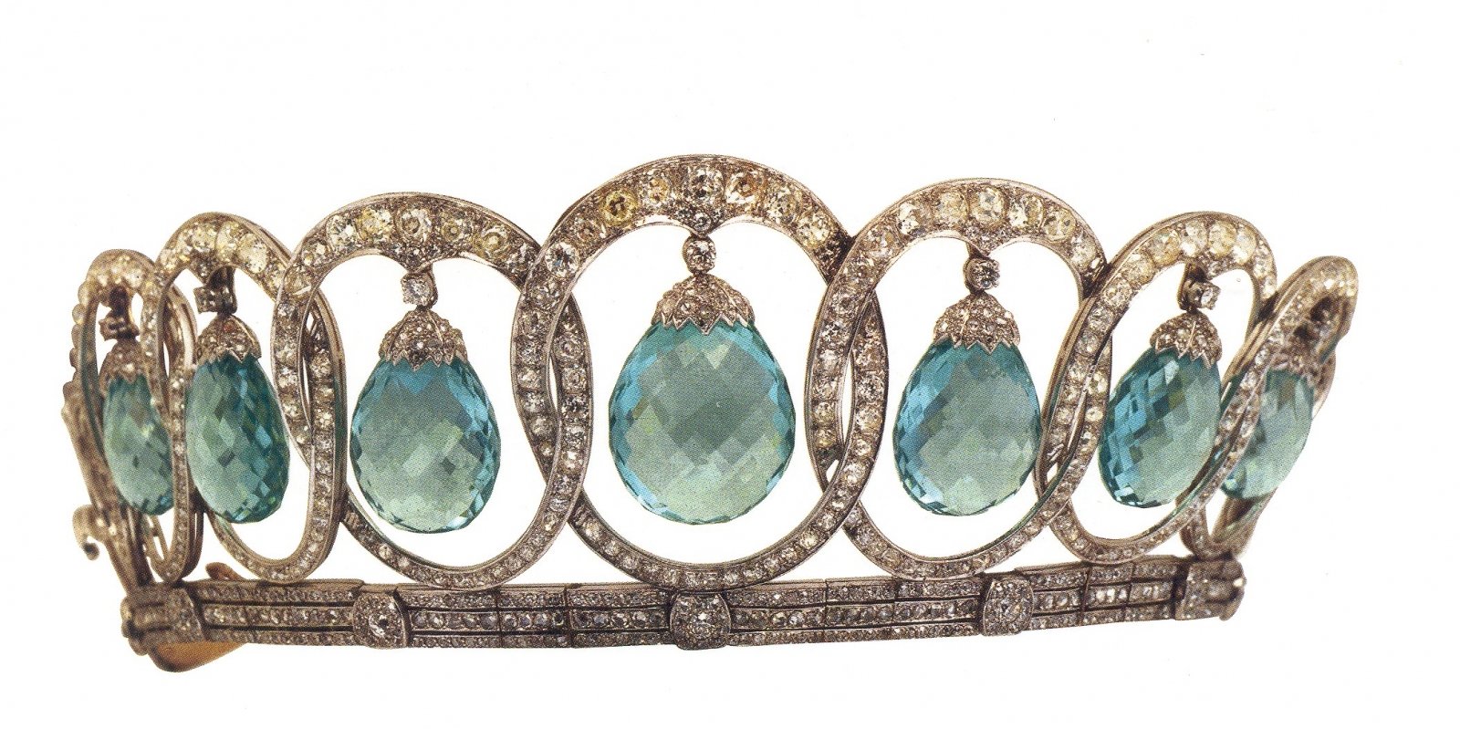 original.jpg 1.600×799 pixels | Blue topaz wedding, Tiaras for sale ...